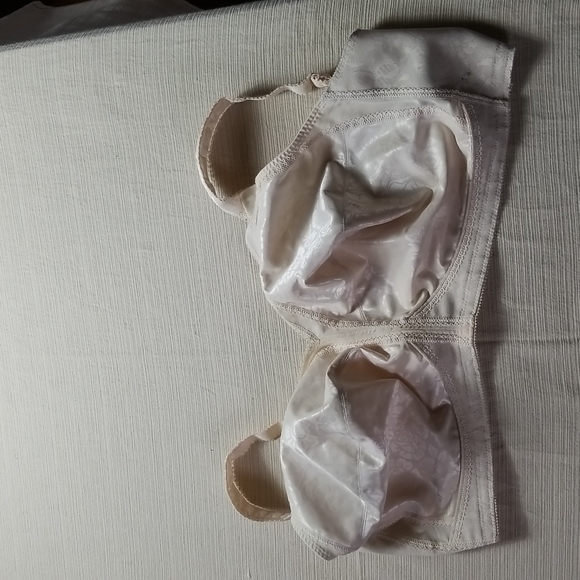 Playtex | Intimates & Sleepwear | Playtex 48ddd Bra | Poshmark